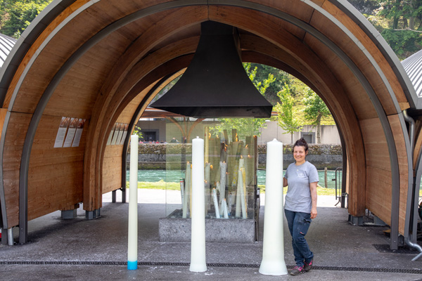 Large sanctuary candles - 70kg | Sanctuaire Notre Dame de Lourdes